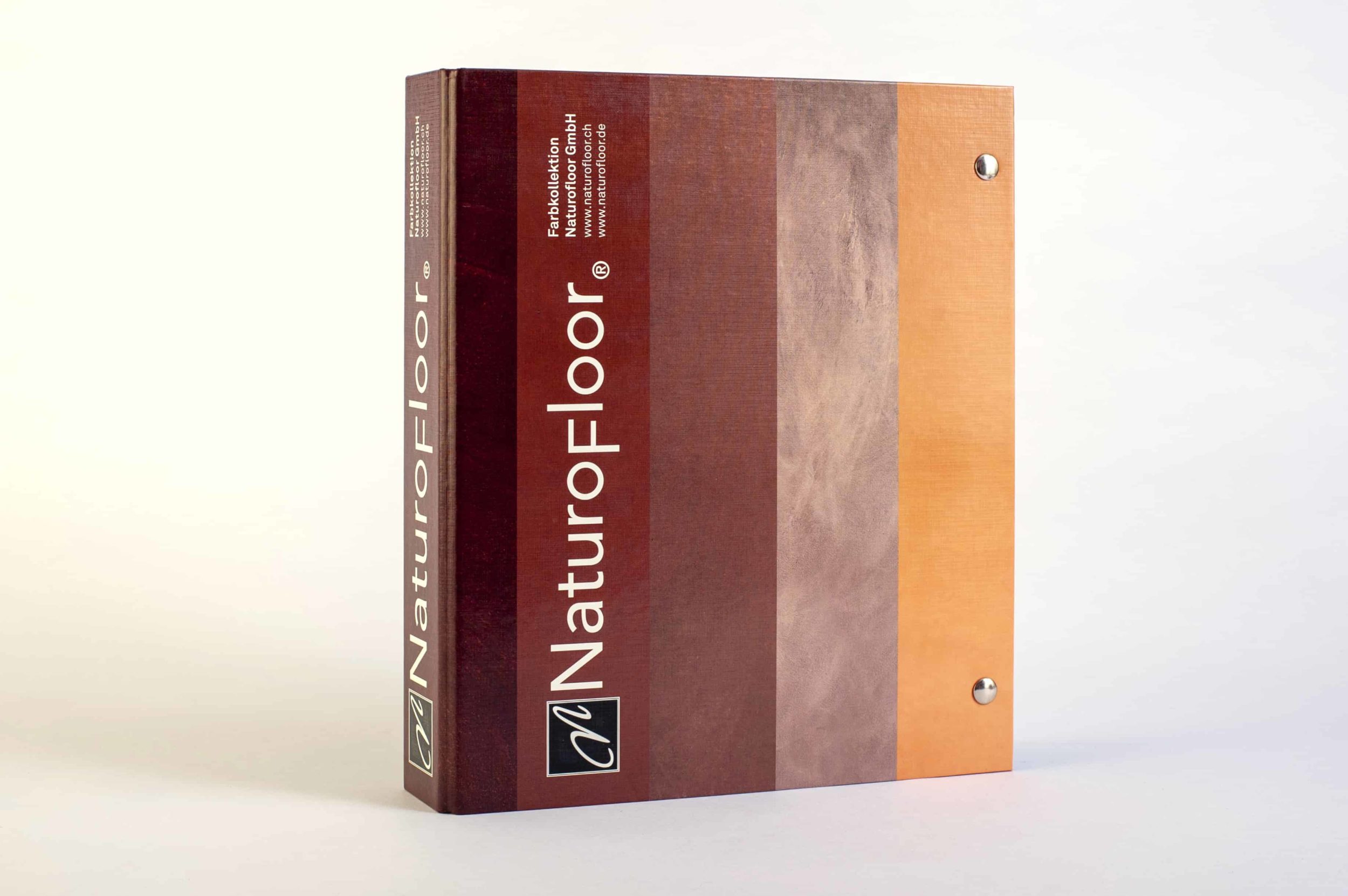 Classeur carton contrecollé rembordé avec rabat de fermeture - Design Duval