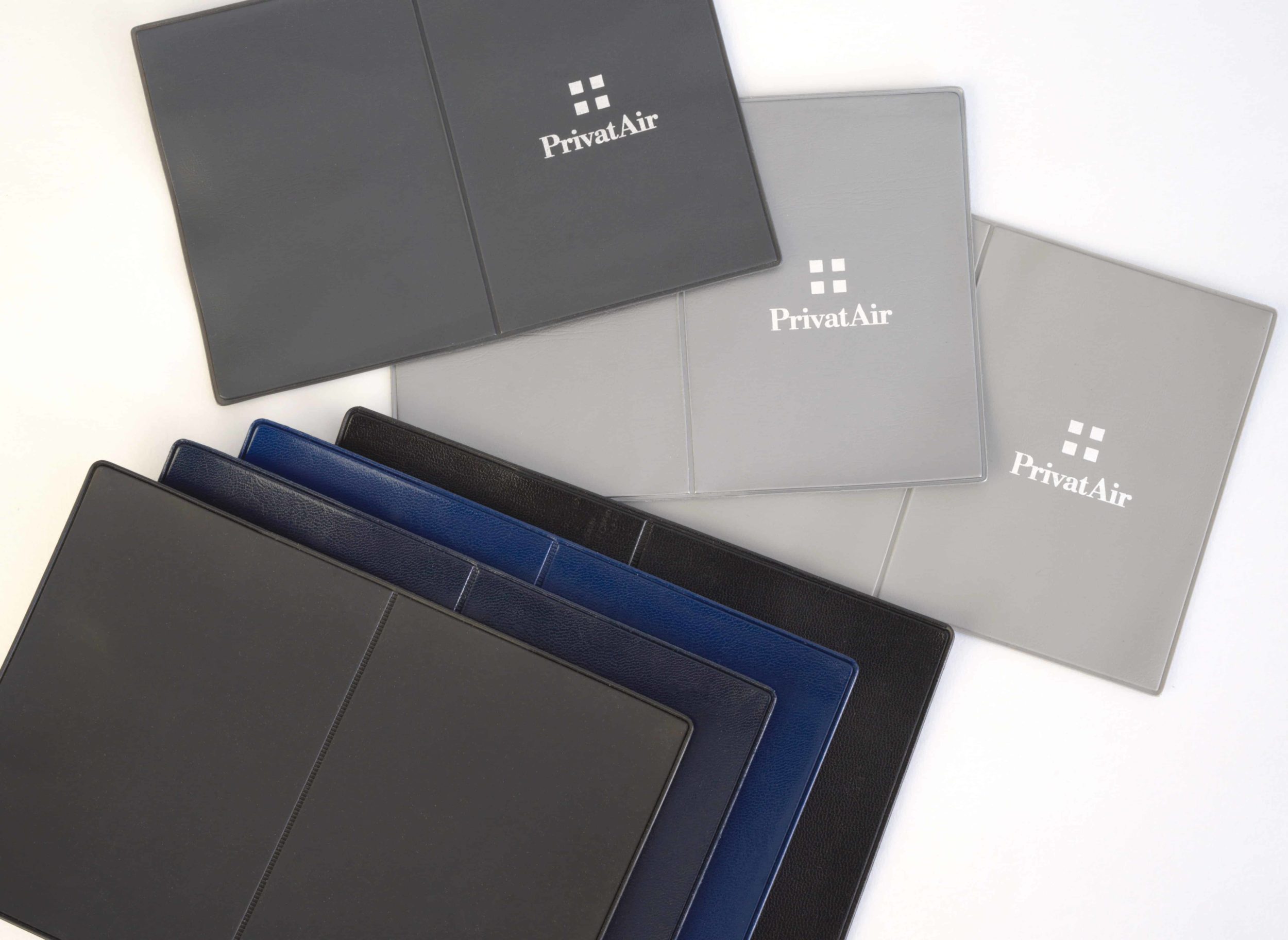 Couverture de passeport sur-mesure - Design Duval