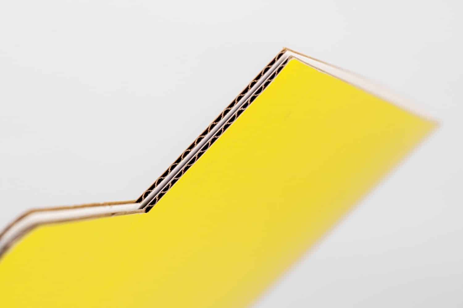 Présentoir - PLV de comptoir en carton ondulé microcannelure avec ...