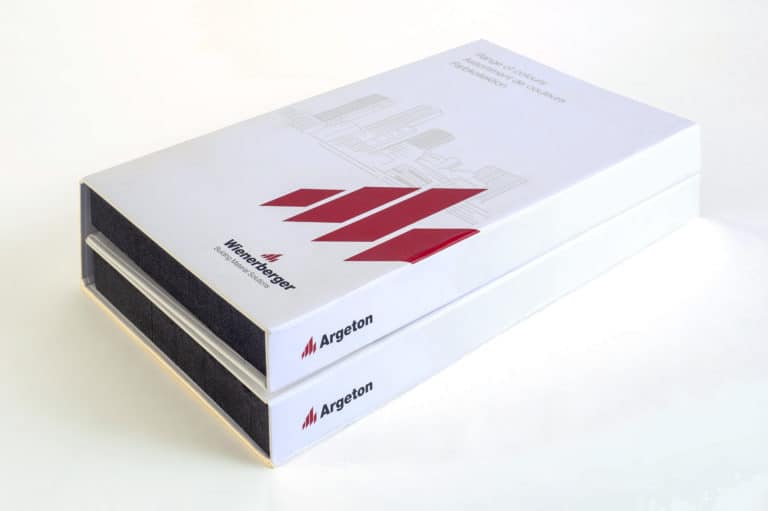 Caja muestrario de cartón con nidos de espuma para muestras de colores ...